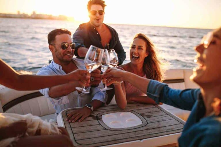 How Much Does A Yacht Salesman Make: A Comprehensive Guide - Best Boat ...